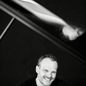 Lars Vogt Plays Mozart - Reviewed by Tamsin Evans | Regional News ...